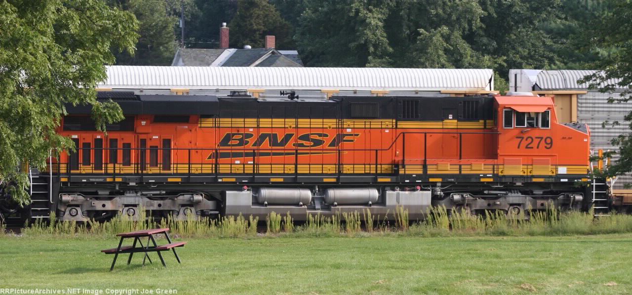 BNSF 7279